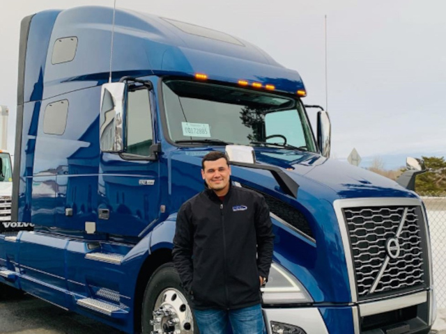 Customerphotos | GATR Truck Center | Elk River Minnesota