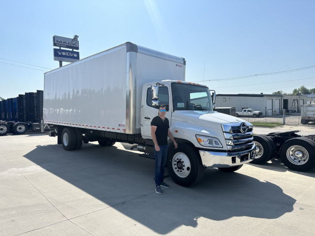 Customerphotos | GATR Truck Center | Elk River Minnesota